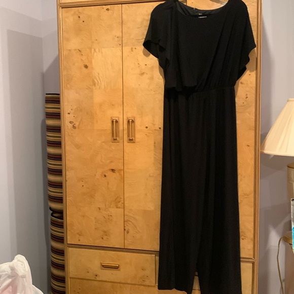 Emma & Michele | Pants & Jumpsuits | Emma And Michelle Jump Suit Medium ...